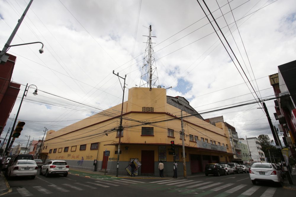 ¡Los rudos, los rudos, los rudos! Definen pelea estelar para reapertura ...