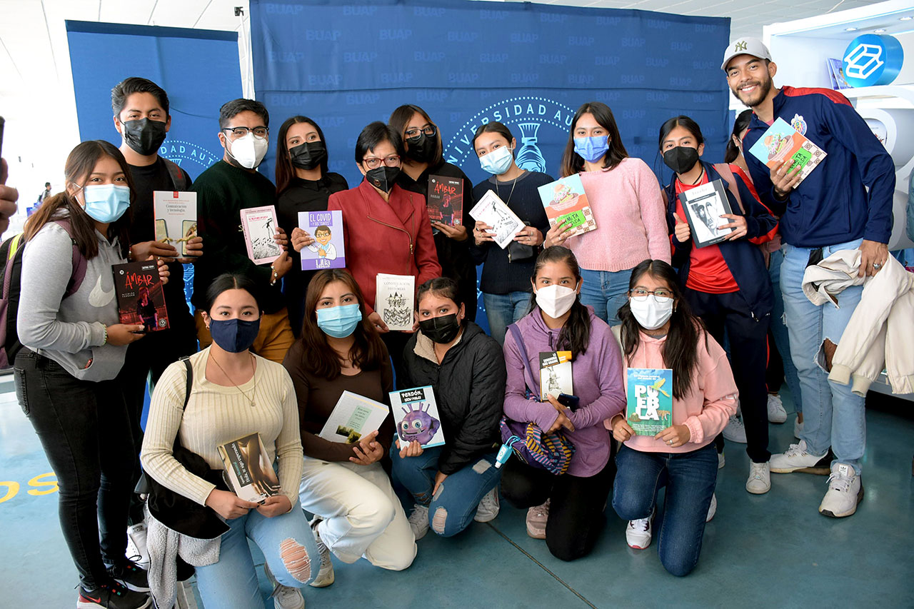 Rectora de la BUAP pone en marcha el programa ‘Libros retornables, para llevar y compartir ...